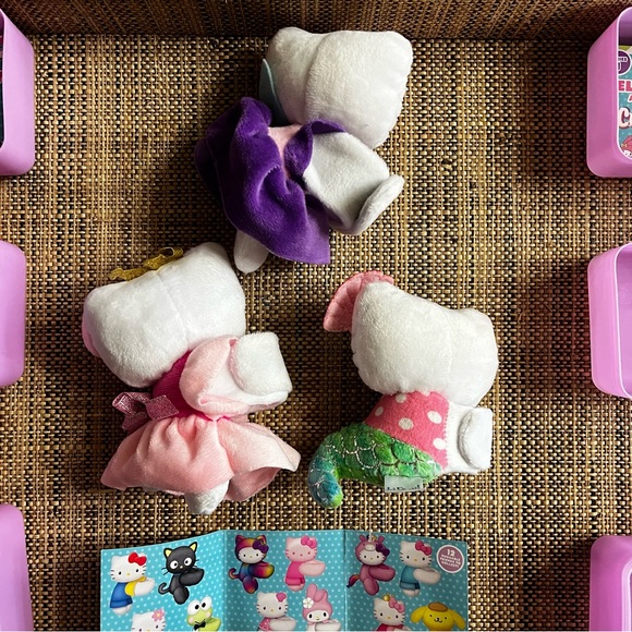 Hello Kitty | Toys | Hello Kitty And Friends Cutie Cuff | Poshmark